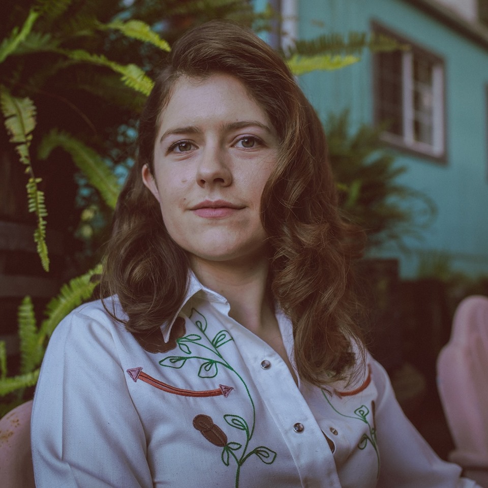 Ismay Shares When I Was Younger - Austin Town Hall