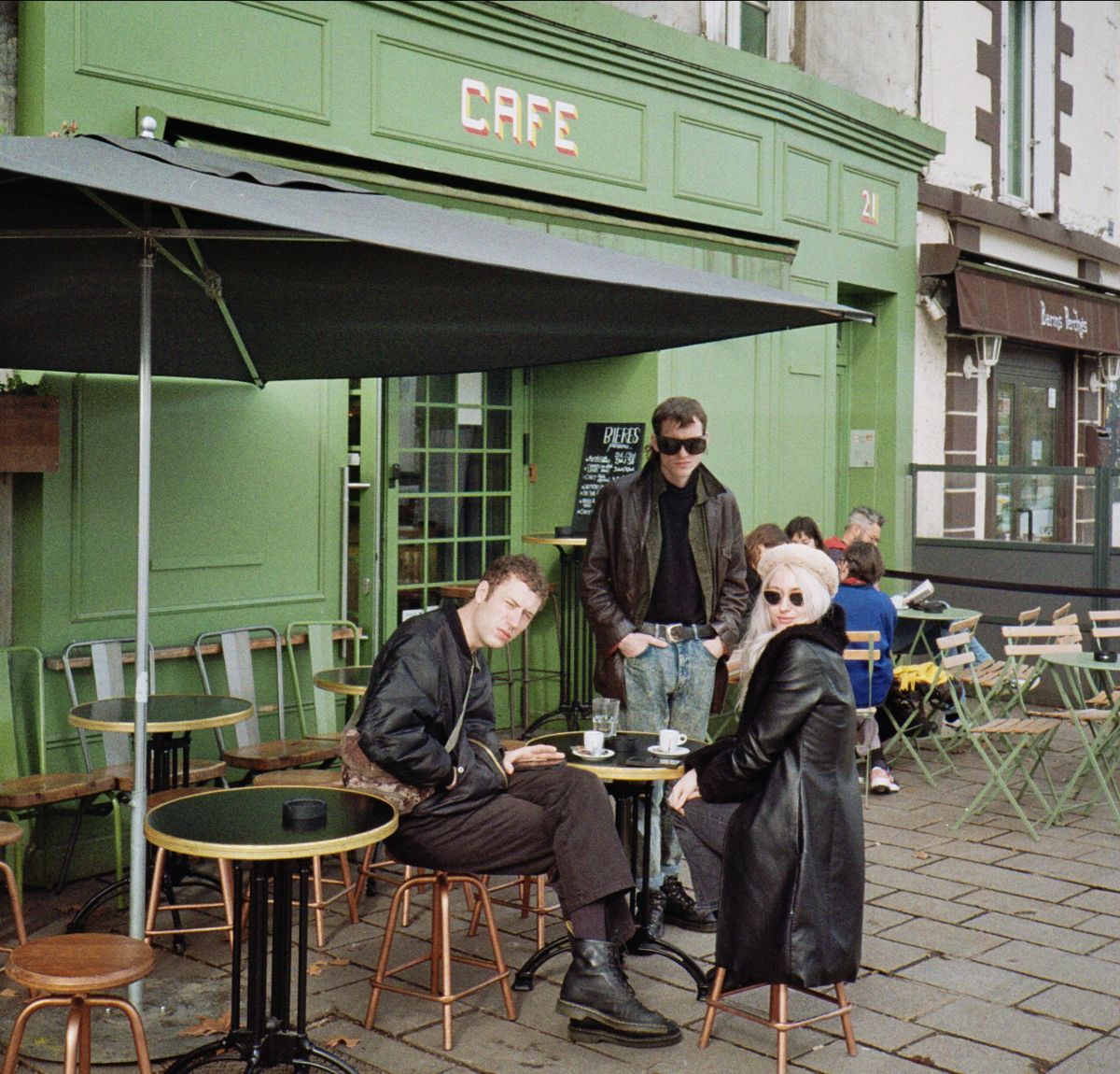 The Serfs Share Electric Like an Eel - Austin Town Hall