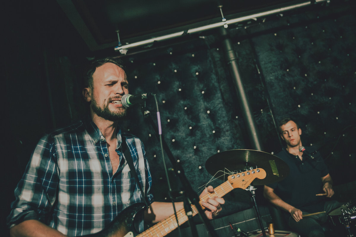 Frog Shares Top of the Pops Var I + Releases New LP - Austin Town Hall